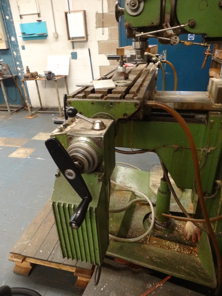 Beaver Milling machine Mk2 - 1st Machinery