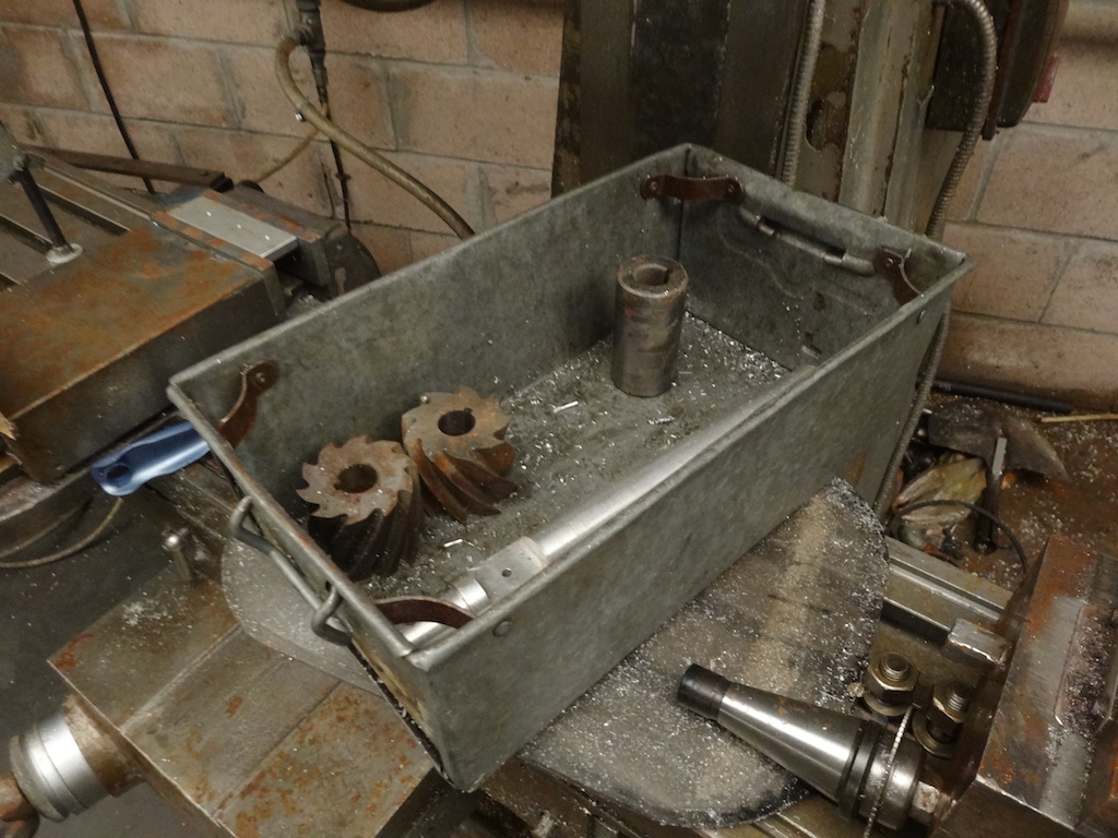 Beaver Milling machine - 1st Machinery