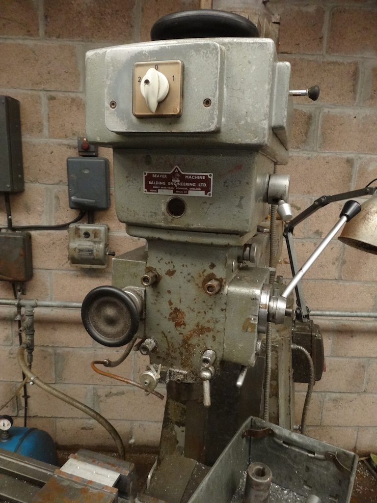 Beaver Milling machine - 1st Machinery