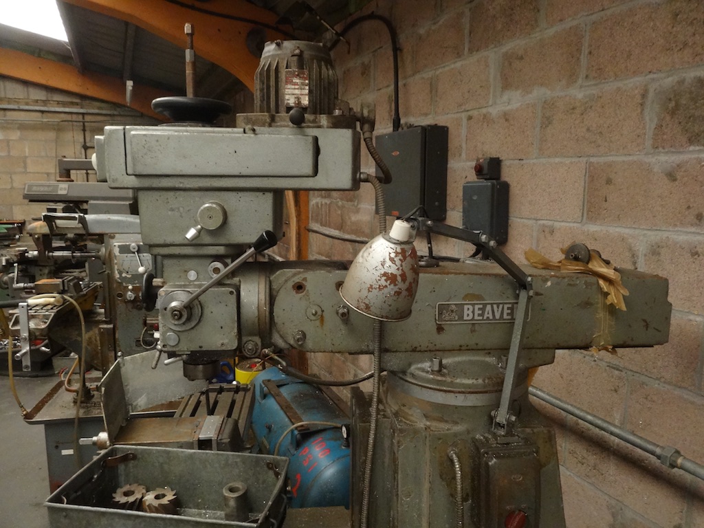 Beaver Milling machine - 1st Machinery