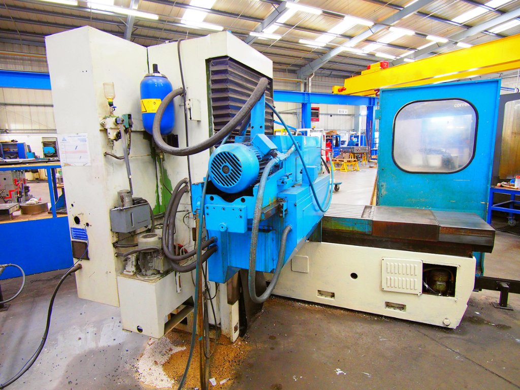 Correa CF-17 CNC Milling Machine - 1st Machinery