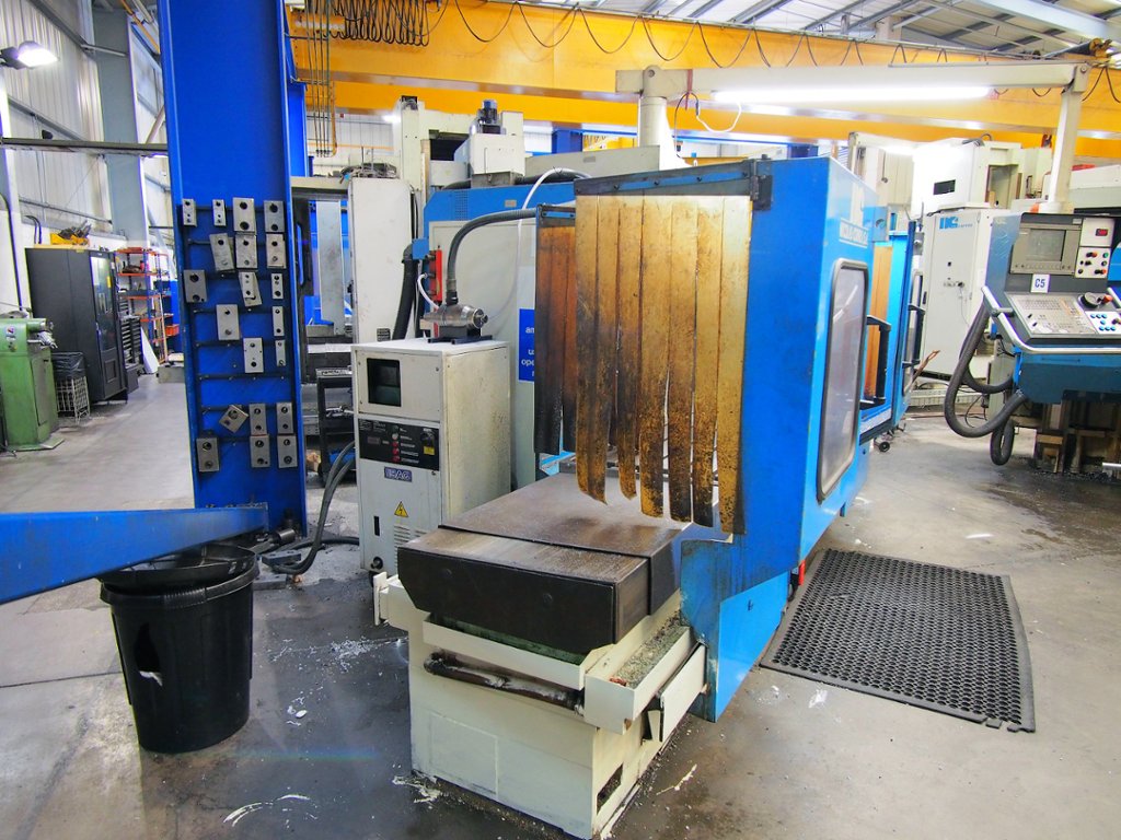 Correa A22-25 CNC Milling Machine (1997) - 1st Machinery