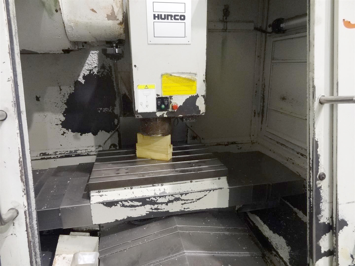 Hurco VMX24 Vertical Machining Centre (2000) - 1st Machinery