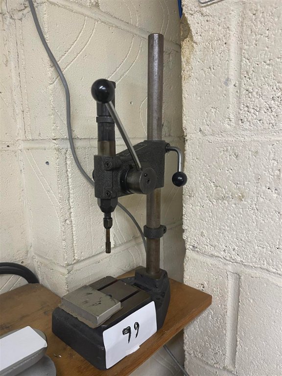 Automator Manual Press - 1st Machinery