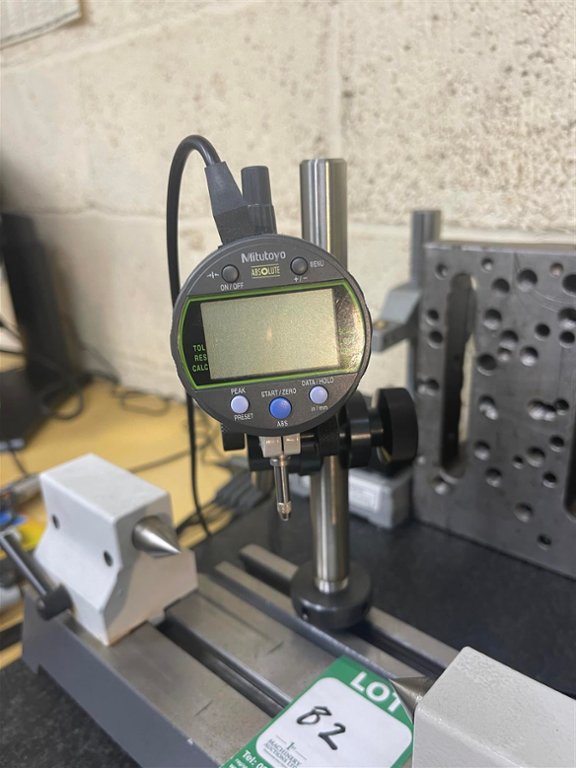 Mahr Centres with Mitutoyo Digital Clock - 1st Machinery