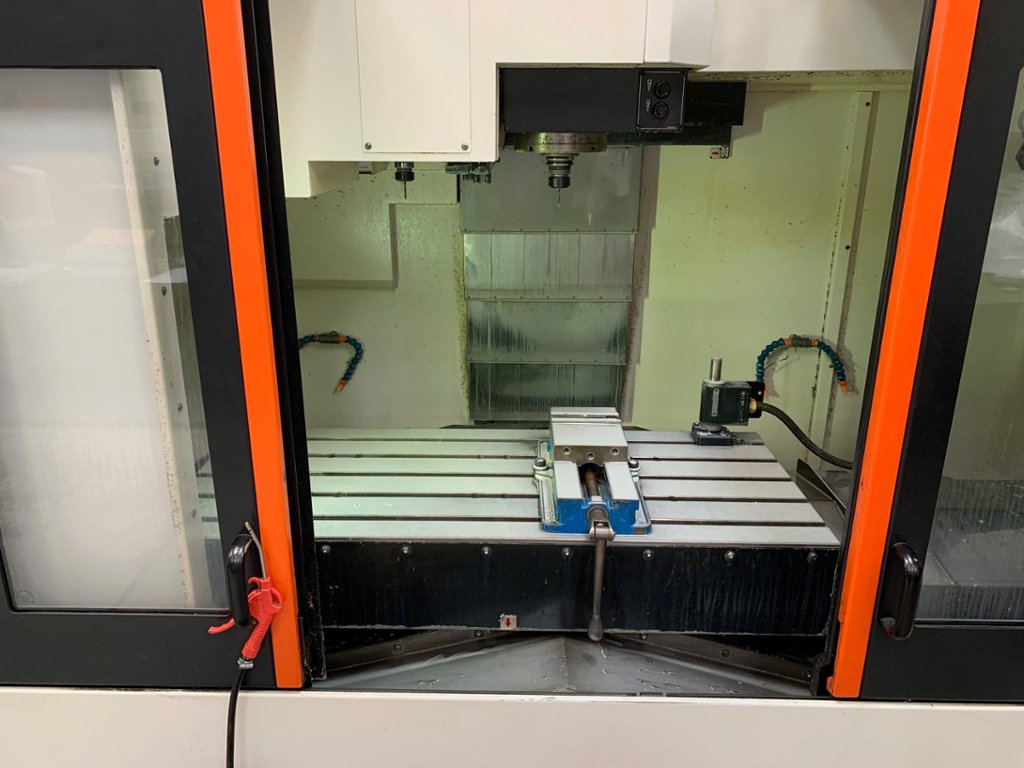 Mazak Smart 530C Vertical Machining Centre (2014) - 1st Machinery