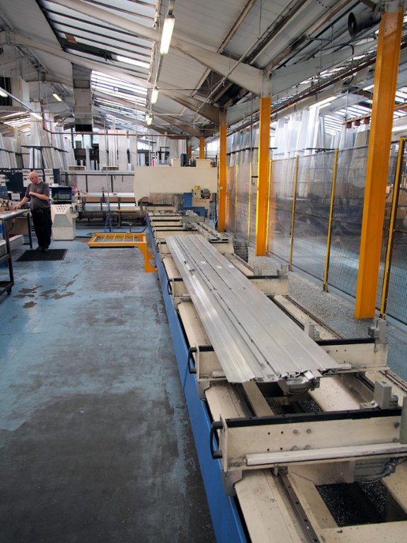 Mecal MC304 Ariel 4axis Machining Centre (2008) - 1st Machinery