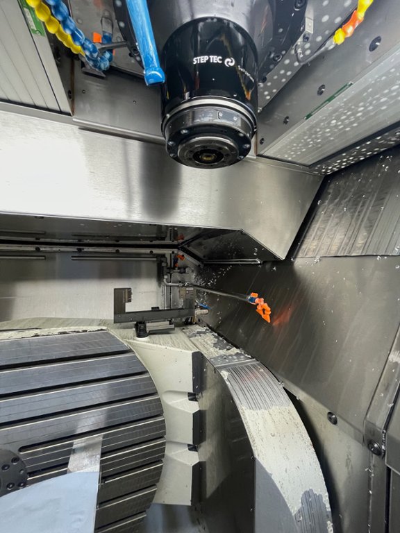 Mikron HPM 1000U 5 Axis Machining Centre (2011) - 1st Machinery